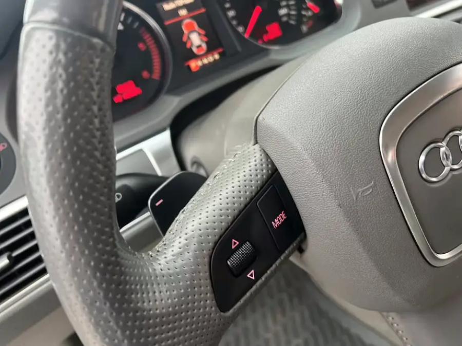 Pelēks Audi A6 2005 Jēkabpils, ar dzinēja tilpumu 3.00 L un nobraukumu 216 tūkst. km par 3890 €, foto 23 vietnē AUTOMOTO.COM.LV