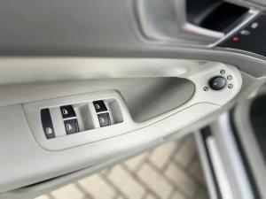 Pelēks Audi A6 2005 Jēkabpils, ar dzinēja tilpumu 3.00 L un nobraukumu 216 tūkst. km par 3890 €, foto 26 vietnē AUTOMOTO.COM.LV