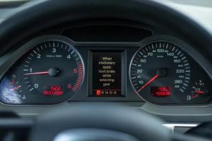 Серый Ауди А6 2005 в Лиепая, объемом двигателя 3.00 л и пробегом 406 тыс. км за 4000 €, фото 14 на AUTOMOTO.COM.LV