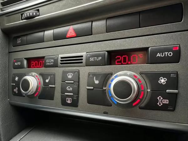 Серый Ауди А6 2005 в Рига, объемом двигателя 3.00 л и пробегом 335 тыс. км за 3190 €, фото 7 на AUTOMOTO.COM.LV