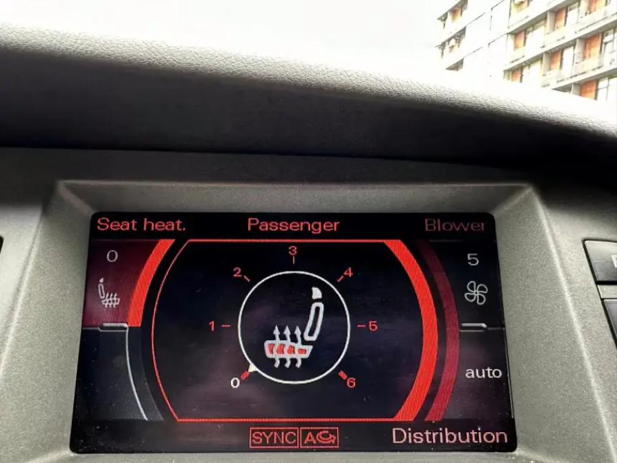 Grey Audi A6 2005 in Riga, with an engine capacity of 3.00 L and mileage of 335 thousand km for 3190 €, photo 12 on AUTOMOTO.COM.LV