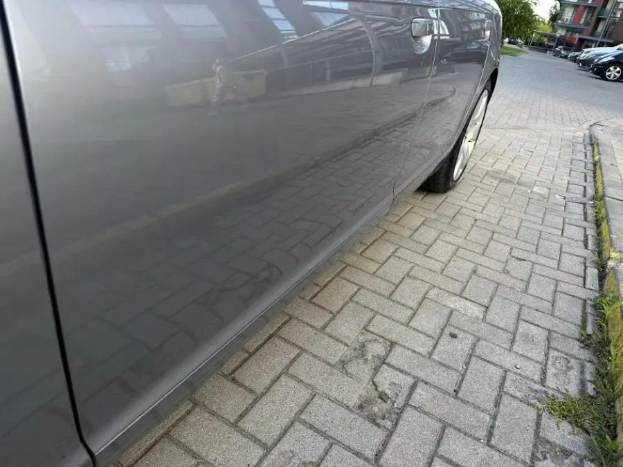 Grey Audi A6 2005 in Riga, with an engine capacity of 3.00 L and mileage of 290 thousand km for 3390 €, photo 6 on AUTOMOTO.COM.LV