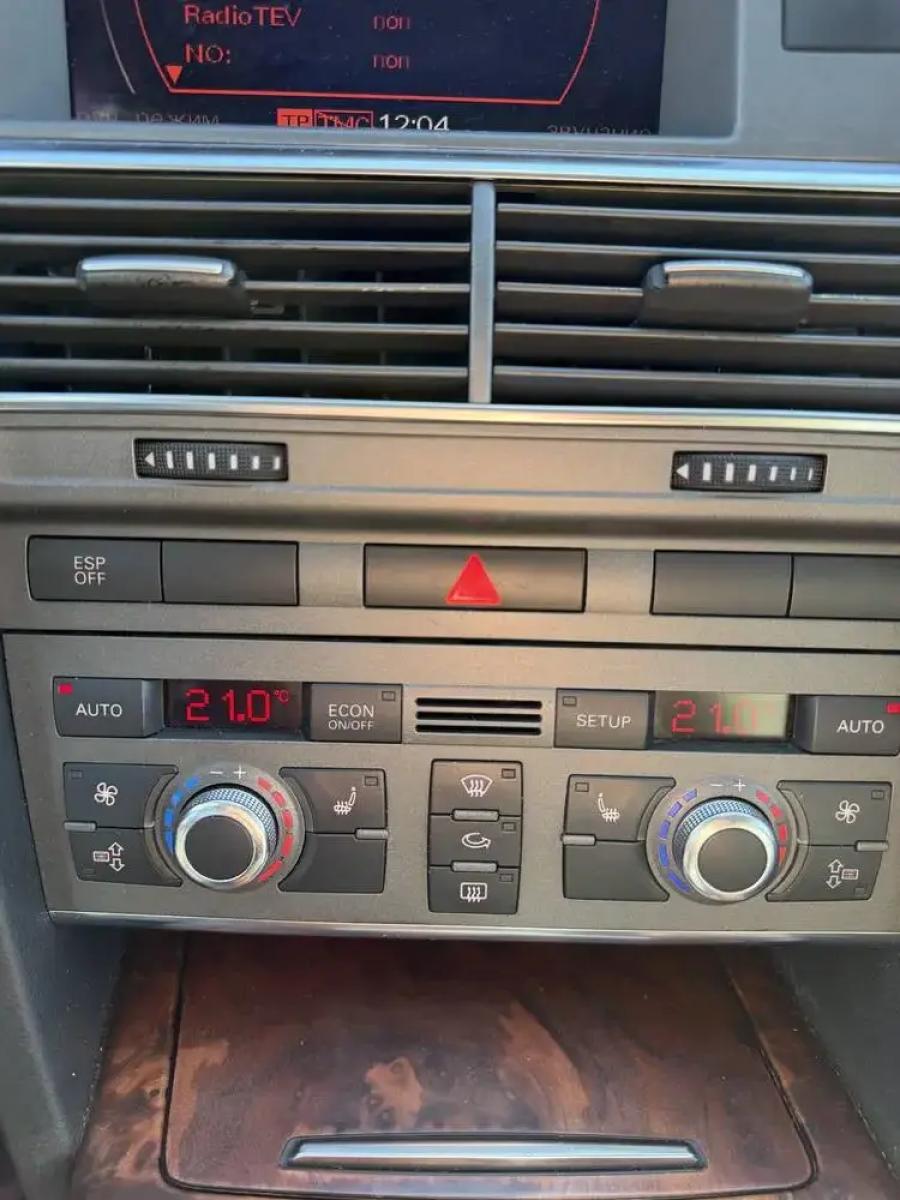 Pelēks Audi A6 2005 Ventspils, ar dzinēja tilpumu 2.70 L un nobraukumu 446 tūkst. km par 2390 €, foto 18 vietnē AUTOMOTO.COM.LV