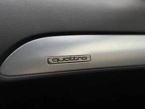 Grey Audi A6 2005 in Cesis, with an engine capacity of 3.00 L and mileage of 238 thousand km for 2990 €, photo 16 on AUTOMOTO.COM.LV