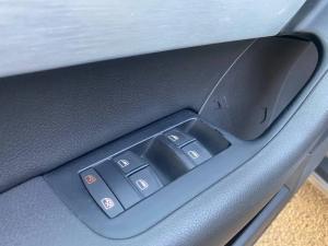 Grey Audi A6 2005 in Riga, with an engine capacity of 2.00 L and mileage of 316 thousand km for 3399 €, photo 12 on AUTOMOTO.COM.LV