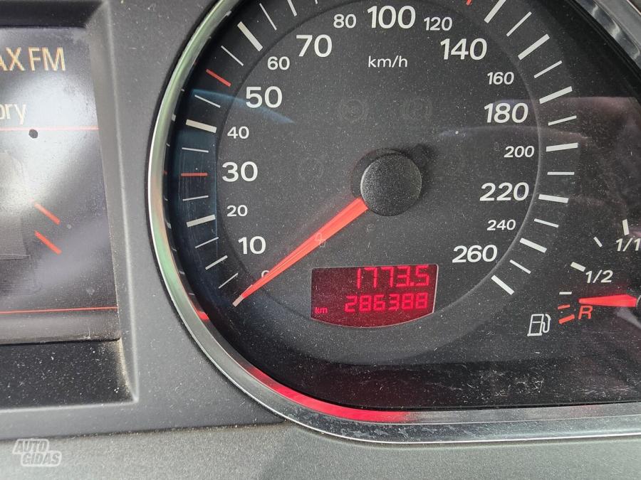 Pelēks Audi A6 2005 Šilutė, ar dzinēja tilpumu 2.70 L un nobraukumu 286 tūkst. km par 2300 €, foto 14 vietnē AUTOMOTO.COM.LV