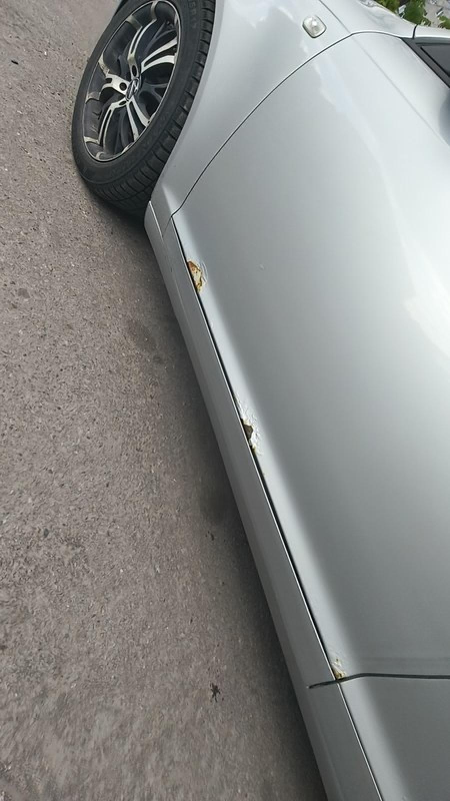 Pelēks Audi A6 2005 Tallina, ar dzinēja tilpumu 0.00 L un nobraukumu 318 tūkst. km par 2500 €, foto 19 vietnē AUTOMOTO.COM.LV