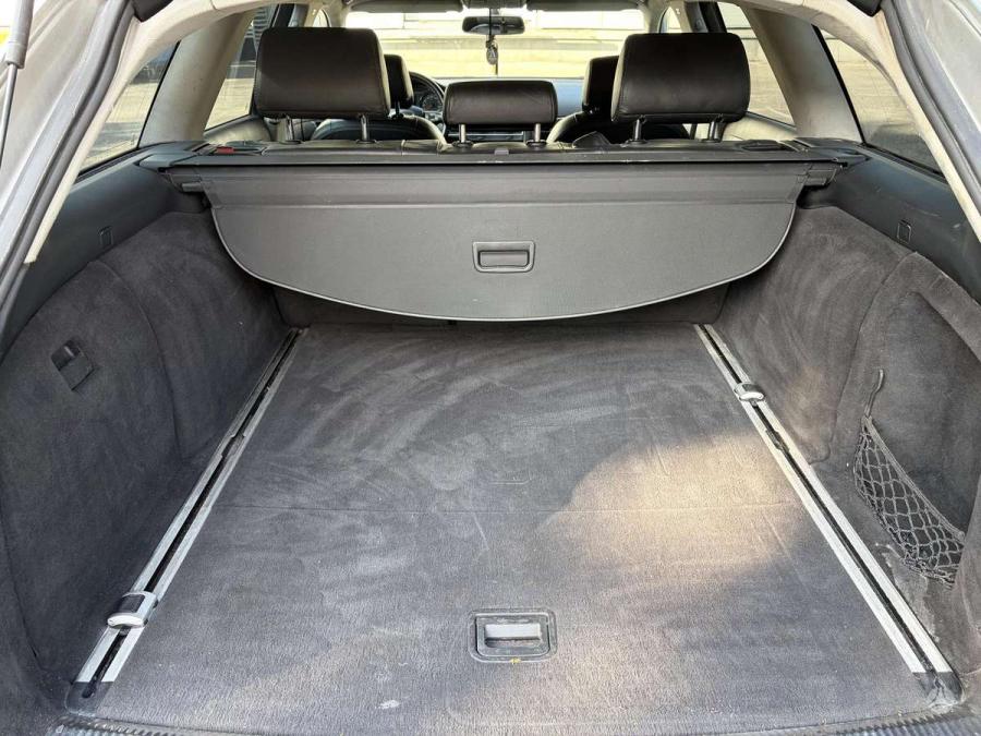 Pelēks Audi A6 2005 Alīta, ar dzinēja tilpumu 2.70 L un nobraukumu 430 tūkst. km par 3200 €, foto 17 vietnē AUTOMOTO.COM.LV