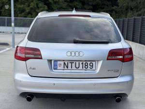 Pelēks Audi A6 2005 Viļņa, ar dzinēja tilpumu 3.00 L un nobraukumu 345 tūkst. km par 3400 €, foto 9 vietnē AUTOMOTO.COM.LV