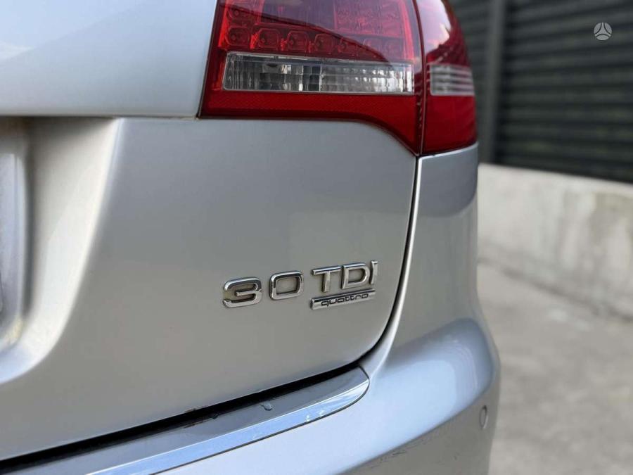 Pelēks Audi A6 2005 Viļņa, ar dzinēja tilpumu 3.00 L un nobraukumu 345 tūkst. km par 3400 €, foto 15 vietnē AUTOMOTO.COM.LV