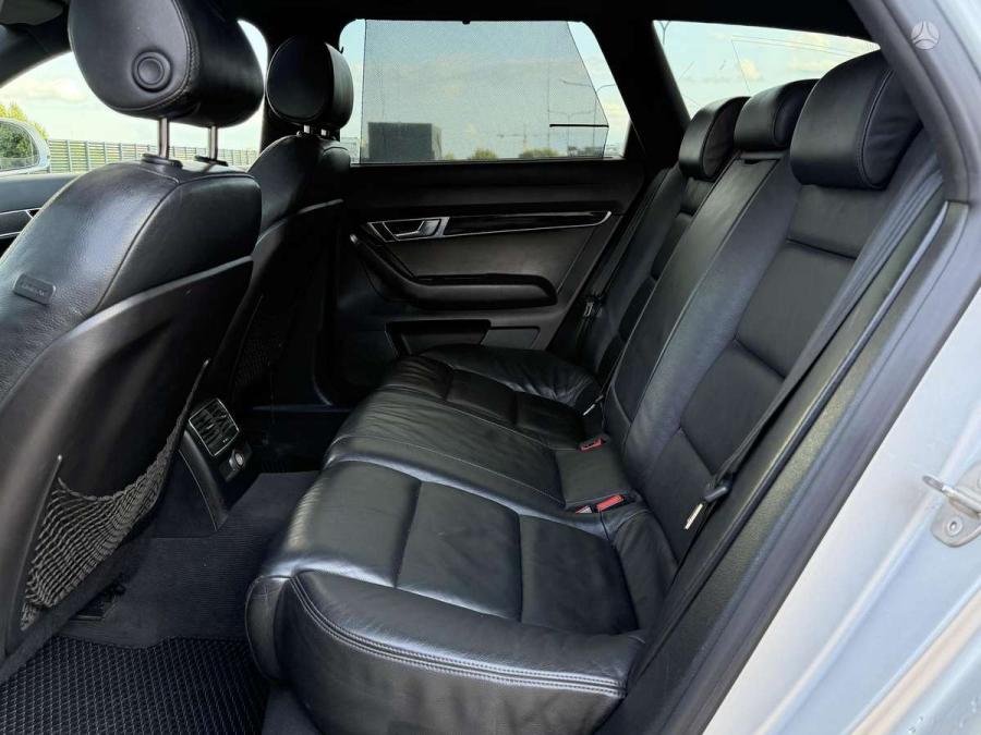 Pelēks Audi A6 2005 Viļņa, ar dzinēja tilpumu 3.00 L un nobraukumu 345 tūkst. km par 3400 €, foto 29 vietnē AUTOMOTO.COM.LV