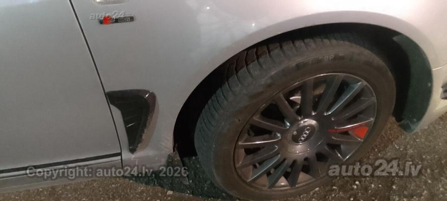 Pelēks Audi A6 2006 Tallina, ar dzinēja tilpumu 0.17 L un nobraukumu 274 tūkst. km par 3200 €, foto 12 vietnē AUTOMOTO.COM.LV