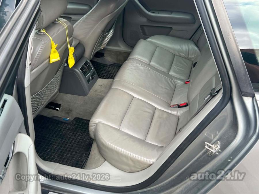 Pelēks Audi A6 2006 Tallina, ar dzinēja tilpumu 2.00 L un nobraukumu 418 tūkst. km par 2100 €, foto 12 vietnē AUTOMOTO.COM.LV