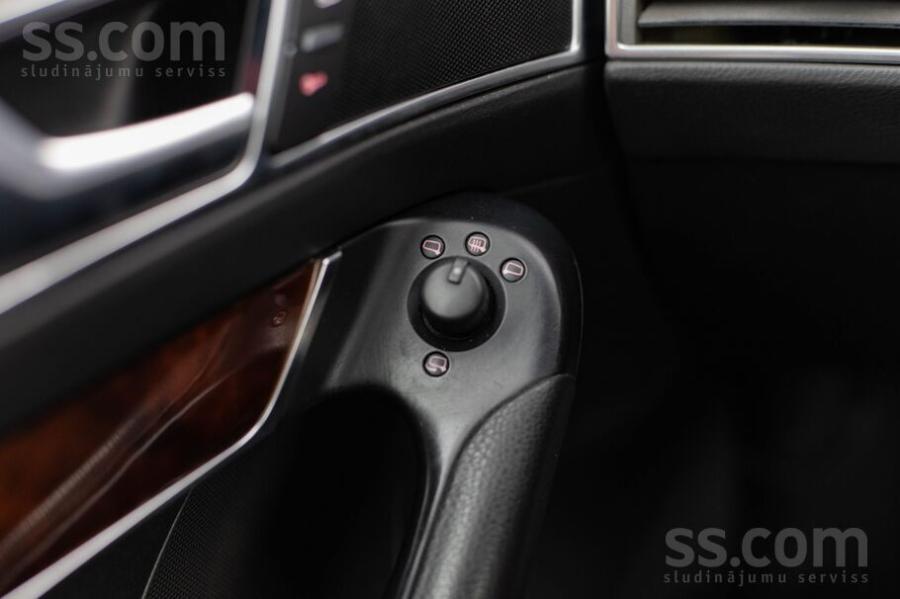 Pelēks Audi A6 2006 Rīga, ar dzinēja tilpumu 3.00 L un nobraukumu 300 tūkst. km par 4790 €, foto 17 vietnē AUTOMOTO.COM.LV