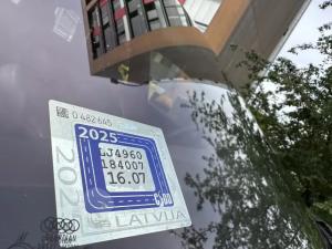 Grey Audi A6 2006 in Riga, with an engine capacity of 3.00 L and mileage of 314 thousand km for 5390 €, photo 5 on AUTOMOTO.COM.LV
