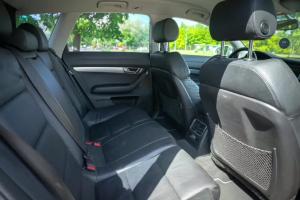 Pelēks Audi A6 2006 Liepāja, ar dzinēja tilpumu 3.00 L un nobraukumu 240 tūkst. km par 4350 €, foto 14 vietnē AUTOMOTO.COM.LV