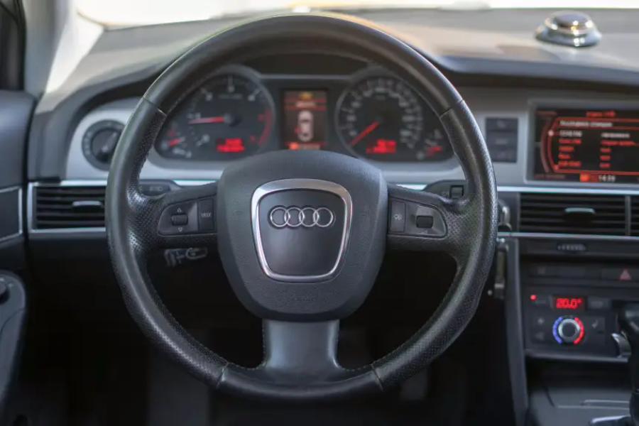Pelēks Audi A6 2006 Liepāja, ar dzinēja tilpumu 3.00 L un nobraukumu 240 tūkst. km par 4350 €, foto 16 vietnē AUTOMOTO.COM.LV