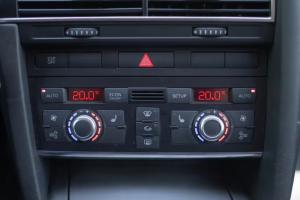 Pelēks Audi A6 2006 Liepāja, ar dzinēja tilpumu 3.00 L un nobraukumu 240 tūkst. km par 4350 €, foto 18 vietnē AUTOMOTO.COM.LV