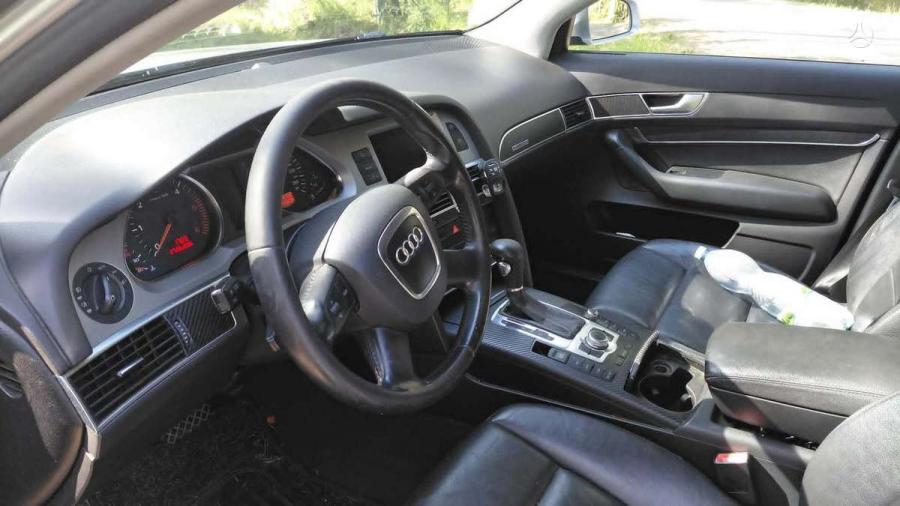 Grey Audi A6 2006 in Vilnius, with an engine capacity of 2.97 L and mileage of 457 thousand km for 1500 €, photo 10 on AUTOMOTO.COM.LV