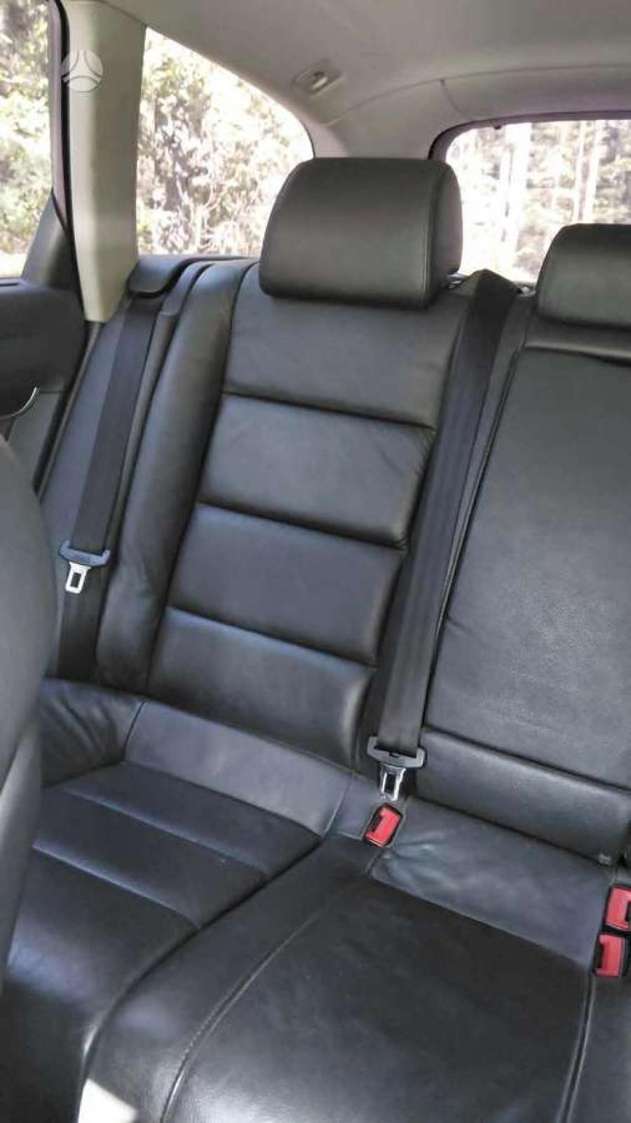 Grey Audi A6 2006 in Vilnius, with an engine capacity of 2.97 L and mileage of 457 thousand km for 1500 €, photo 13 on AUTOMOTO.COM.LV