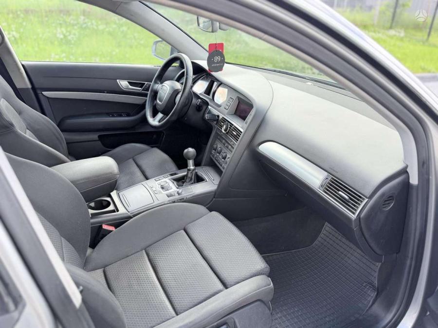 Pelēks Audi A6 2006 Viļņa, ar dzinēja tilpumu 2.70 L un nobraukumu 305 tūkst. km par 1650 €, foto 8 vietnē AUTOMOTO.COM.LV