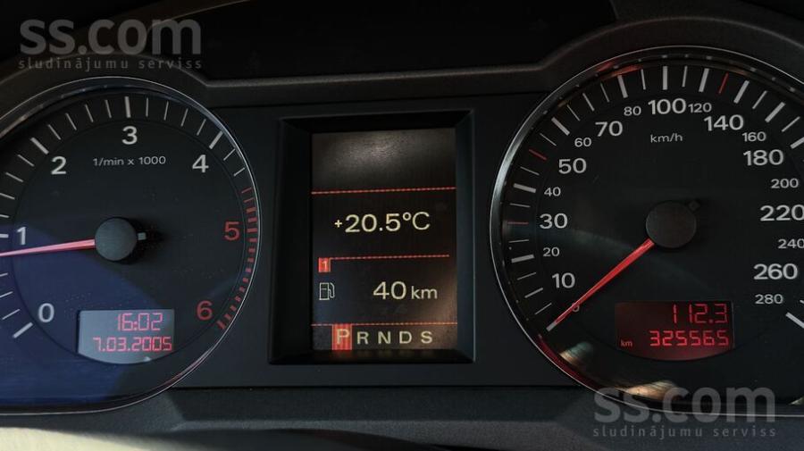 Grey Audi A6 2006 in Riga, with an engine capacity of 3.00 L and mileage of 326 thousand km for 2450 €, photo 13 on AUTOMOTO.COM.LV