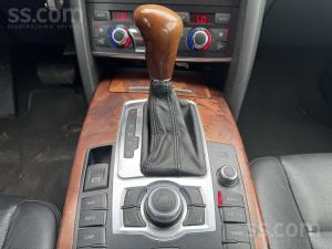 Grey Audi A6 2006 in Riga, with an engine capacity of 3.00 L and mileage of 321 thousand km for 1850 €, photo 8 on AUTOMOTO.COM.LV