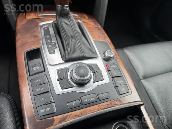 Pelēks Audi A6 2006 Rīga, ar dzinēja tilpumu 3.00 L un nobraukumu 321 tūkst. km par 1850 €, foto 8 vietnē AUTOMOTO.COM.LV