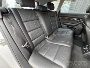 Grey Audi A6 2006 in Riga, with an engine capacity of 3.00 L and mileage of 321 thousand km for 1850 €, photo 12 on AUTOMOTO.COM.LV