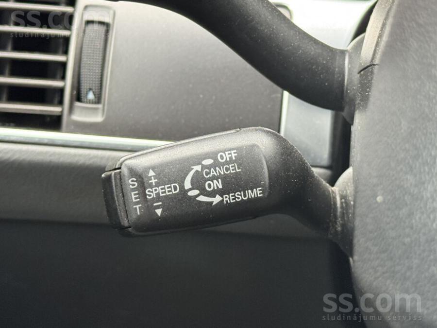 Grey Audi A6 2006 in Riga, with an engine capacity of 3.00 L and mileage of 321 thousand km for 1850 €, photo 13 on AUTOMOTO.COM.LV