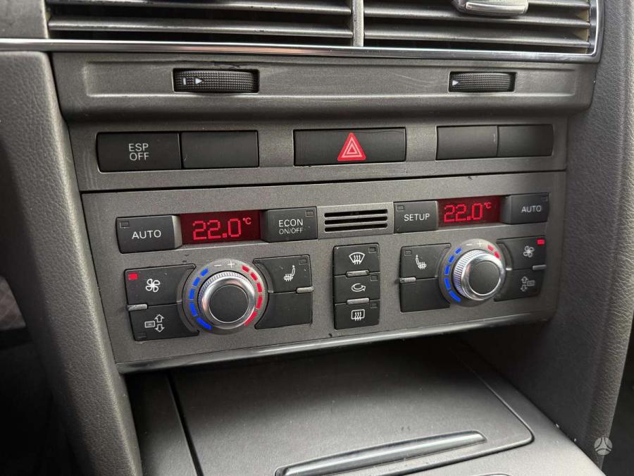Pelēks Audi A6 2006 Viļņa, ar dzinēja tilpumu 2.97 L un nobraukumu 314 tūkst. km par 4400 €, foto 23 vietnē AUTOMOTO.COM.LV