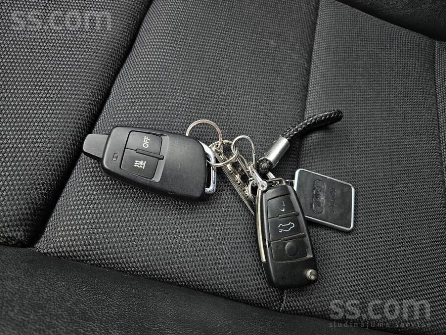 Pelēks Audi A6 2006 Jēkabpils, ar dzinēja tilpumu 3.00 L un nobraukumu 417 tūkst. km par 2490 €, foto 32 vietnē AUTOMOTO.COM.LV
