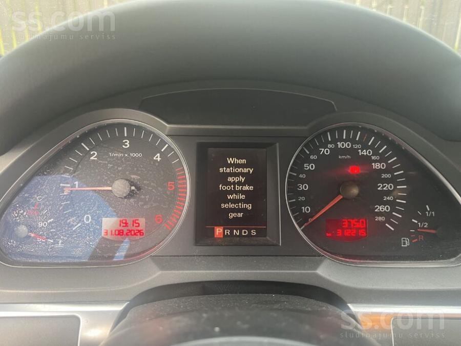 Pelēks Audi A6 2006 Daugavpils, ar dzinēja tilpumu 3.00 L un nobraukumu 312 tūkst. km par 1000 €, foto 10 vietnē AUTOMOTO.COM.LV