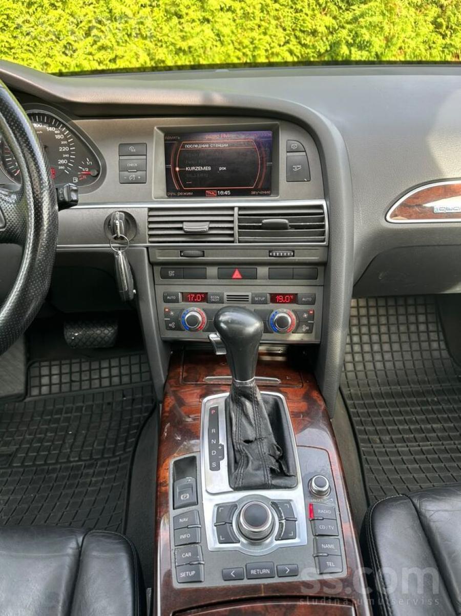 Grey Audi A6 2006 in Jelgava, with an engine capacity of 3.00 L and mileage of 312 thousand km for 2600 €, photo 13 on AUTOMOTO.COM.LV