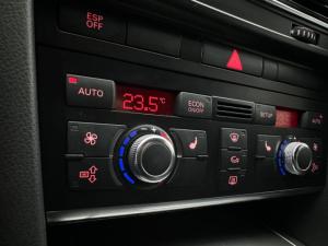 Pelēks Audi A6 2007 Rīga, ar dzinēja tilpumu 3.00 L un nobraukumu 347 tūkst. km par 3990 €, foto 14 vietnē AUTOMOTO.COM.LV