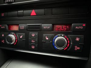 Pelēks Audi A6 2007 Rīga, ar dzinēja tilpumu 3.00 L un nobraukumu 347 tūkst. km par 3990 €, foto 15 vietnē AUTOMOTO.COM.LV