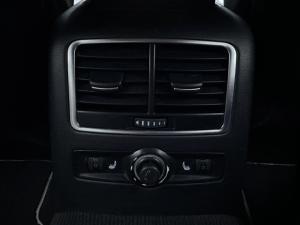 Pelēks Audi A6 2007 Rīga, ar dzinēja tilpumu 3.00 L un nobraukumu 347 tūkst. km par 3990 €, foto 26 vietnē AUTOMOTO.COM.LV