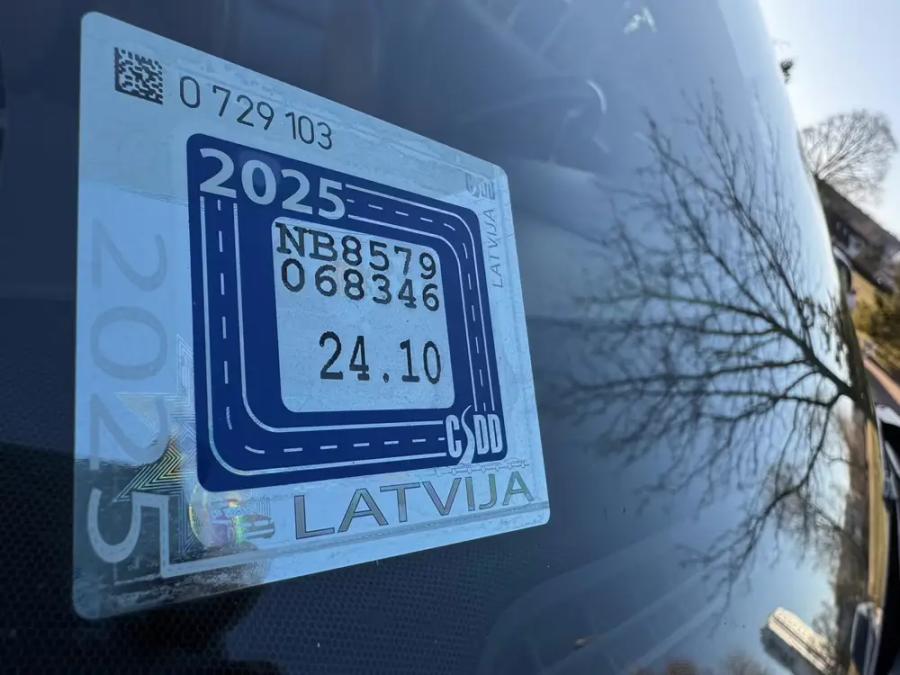 Grey Audi A6 2007 in Riga, with an engine capacity of 3.00 L and mileage of 332 thousand km for 3690 €, photo 7 on AUTOMOTO.COM.LV