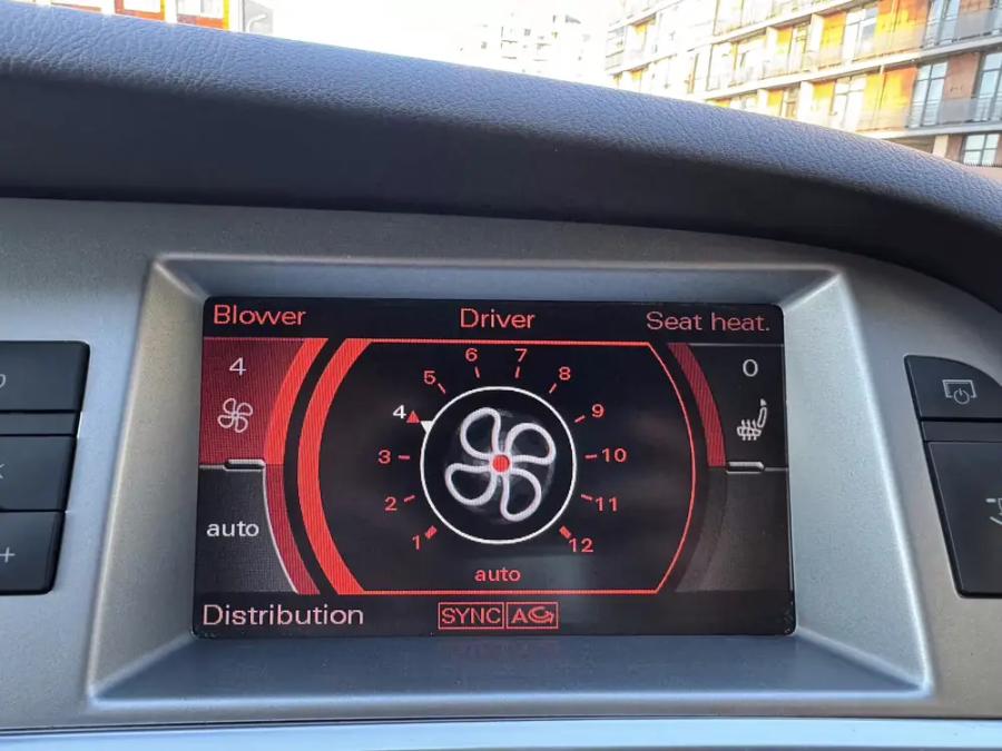 Grey Audi A6 2007 in Riga, with an engine capacity of 3.00 L and mileage of 332 thousand km for 3690 €, photo 16 on AUTOMOTO.COM.LV