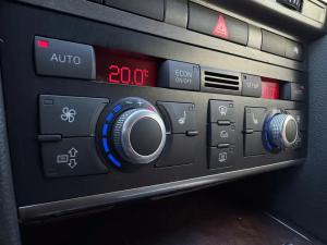 Grey Audi A6 2007 in Riga, with an engine capacity of 3.00 L and mileage of 332 thousand km for 3690 €, photo 18 on AUTOMOTO.COM.LV