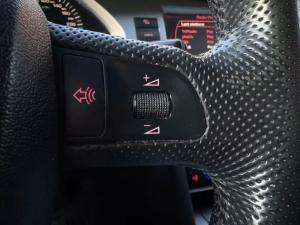 Pelēks Audi A6 2007 Rīga, ar dzinēja tilpumu 3.00 L un nobraukumu 326 tūkst. km par 5490 €, foto 30 vietnē AUTOMOTO.COM.LV