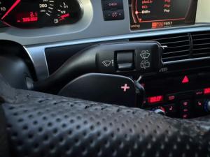 Pelēks Audi A6 2007 Rīga, ar dzinēja tilpumu 3.00 L un nobraukumu 326 tūkst. km par 5490 €, foto 32 vietnē AUTOMOTO.COM.LV