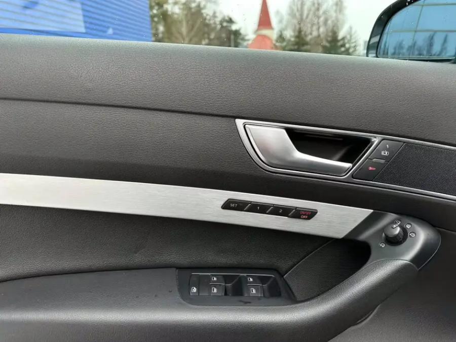 Grey Audi A6 2007 in Riga, with an engine capacity of 3.00 L and mileage of 282 thousand km for 4390 €, photo 21 on AUTOMOTO.COM.LV