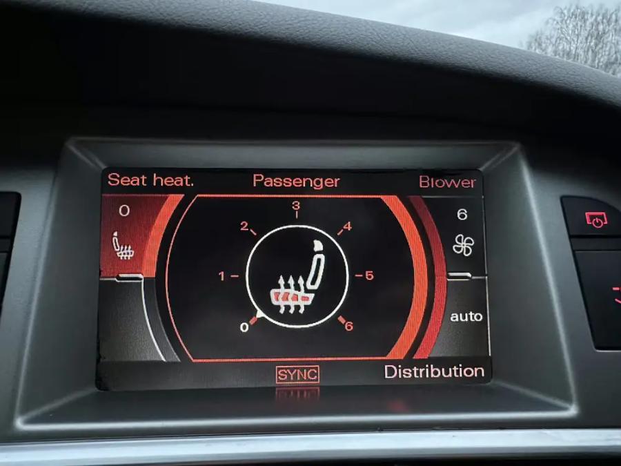 Grey Audi A6 2007 in Riga, with an engine capacity of 3.00 L and mileage of 347 thousand km for 3990 €, photo 20 on AUTOMOTO.COM.LV