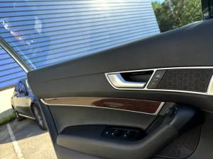 Grey Audi A6 2007 in Riga, with an engine capacity of 3.00 L and mileage of 379 thousand km for 3690 €, photo 15 on AUTOMOTO.COM.LV
