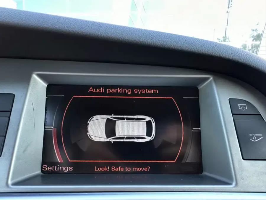 Grey Audi A6 2007 in Riga, with an engine capacity of 3.00 L and mileage of 379 thousand km for 3690 €, photo 16 on AUTOMOTO.COM.LV