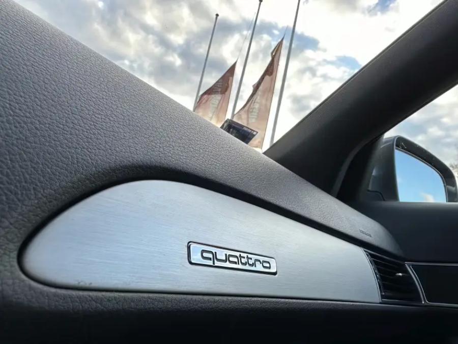 Grey Audi A6 2007 in Riga, with an engine capacity of 3.00 L and mileage of 240 thousand km for 3399 €, photo 18 on AUTOMOTO.COM.LV