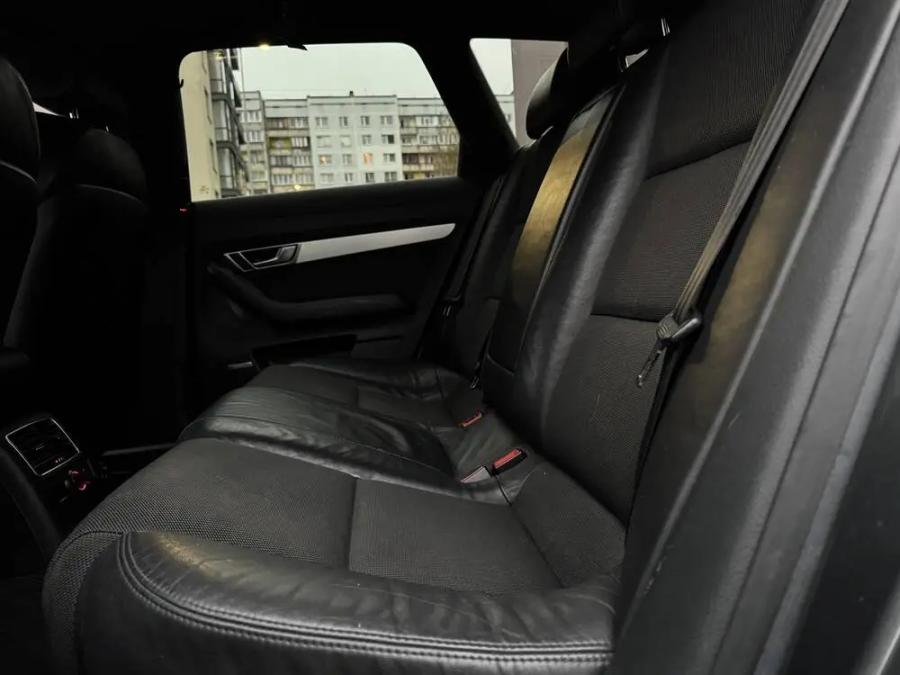 Grey Audi A6 2007 in Riga, with an engine capacity of 3.00 L and mileage of 318 thousand km for 3990 €, photo 11 on AUTOMOTO.COM.LV