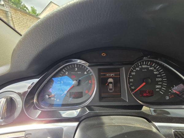 Pelēks Audi A6 2007 Kauņa, ar dzinēja tilpumu 2.70 L un nobraukumu 355 tūkst. km par 3000 €, foto 8 vietnē AUTOMOTO.COM.LV