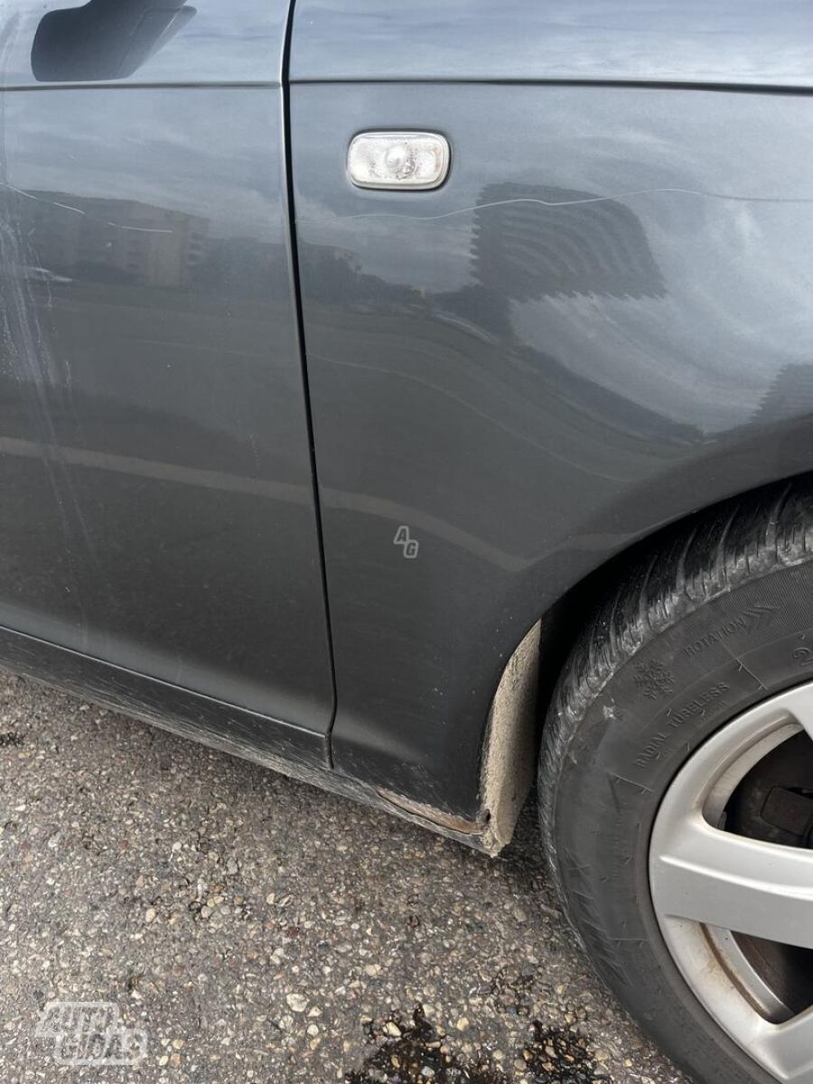 Grey Audi A6 2007 in Vilnius, with an engine capacity of 3.00 L and mileage of 386 thousand km for 2500 €, photo 18 on AUTOMOTO.COM.LV